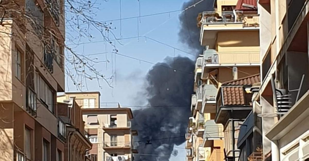 Incendio raffineria Api Falconara: "Arpam sta monitorando la situazione ...