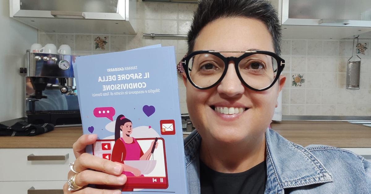 Impiegata e anche youtuber (da 37,5 mln di visualizzazioni) per ...